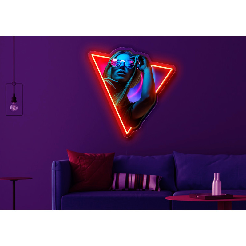 Neón Art "Triangulo chica"